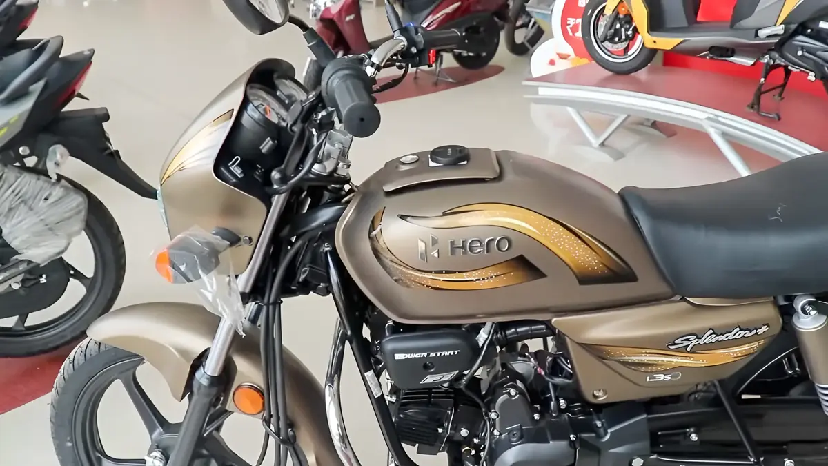 Hero Splendor Plus Review: 97.2cc Engine Performance, 65+ km/l Mileage ...